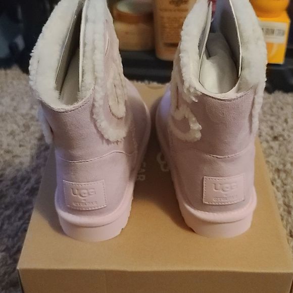 Telfar | Shoes | Limited Edition Ugg X Telfar Boots With Telfar Dust ...